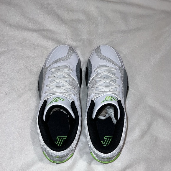 Jordan | Shoes | Jordan Tatum 2 Legacy Basketball Shoe New In Box F6 ...